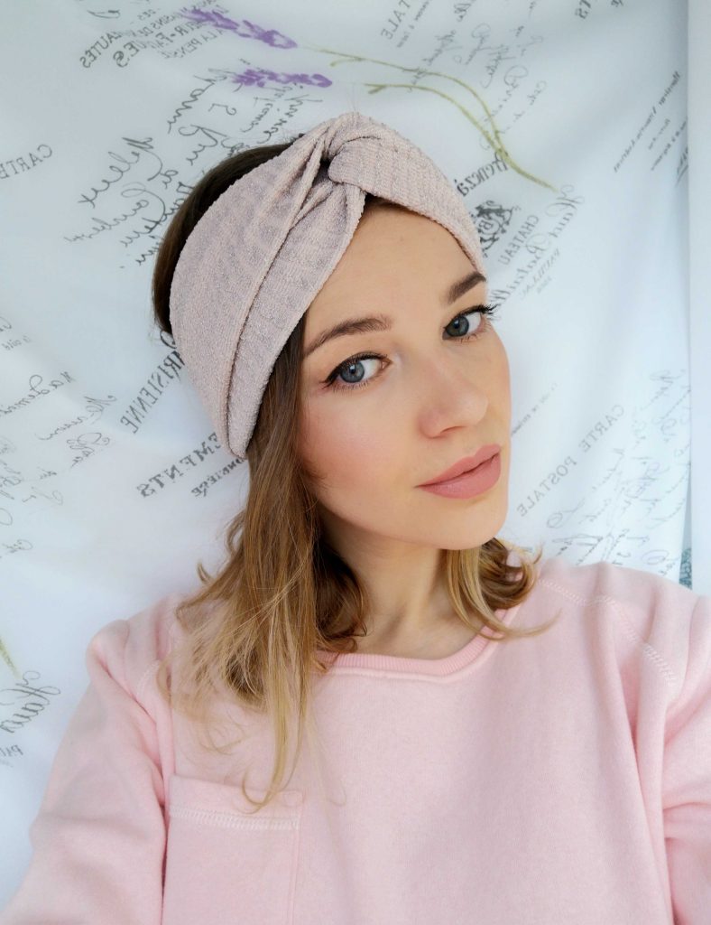 Bentita rasucita roz pudra cu sclipici medie • Turbane Femei si ...